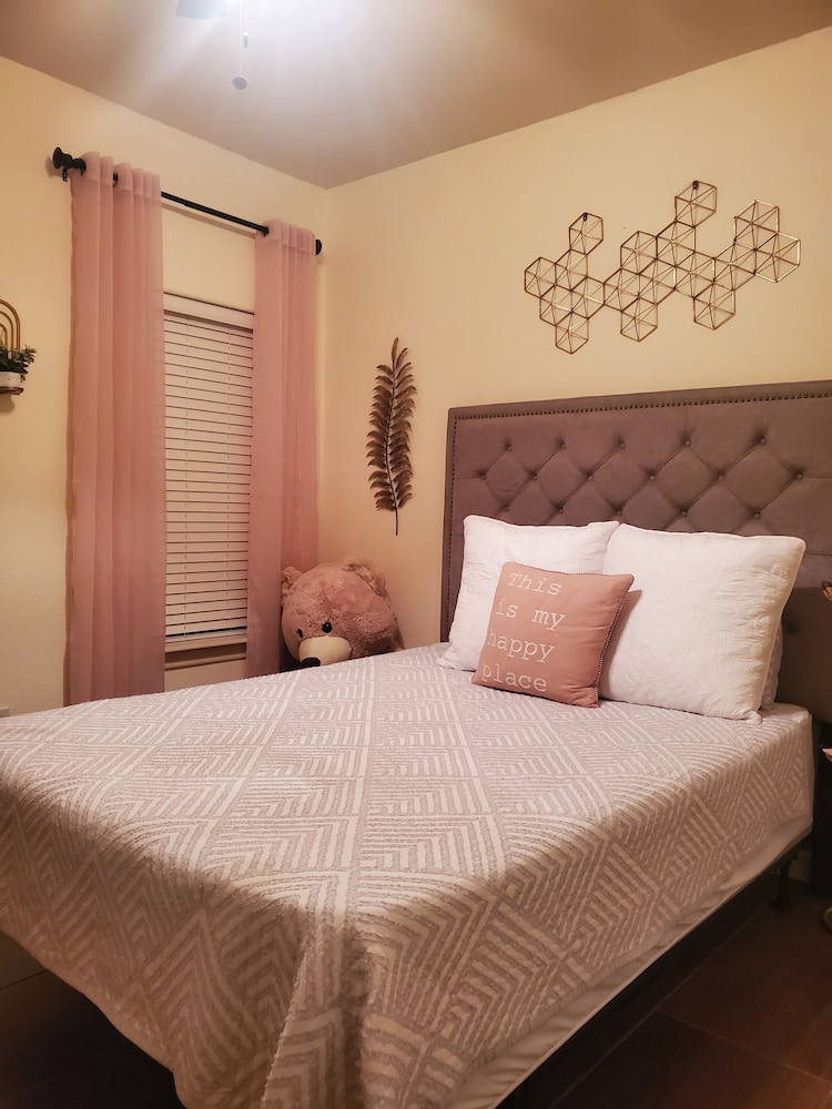 Home Away From Home - Del Rio, TX