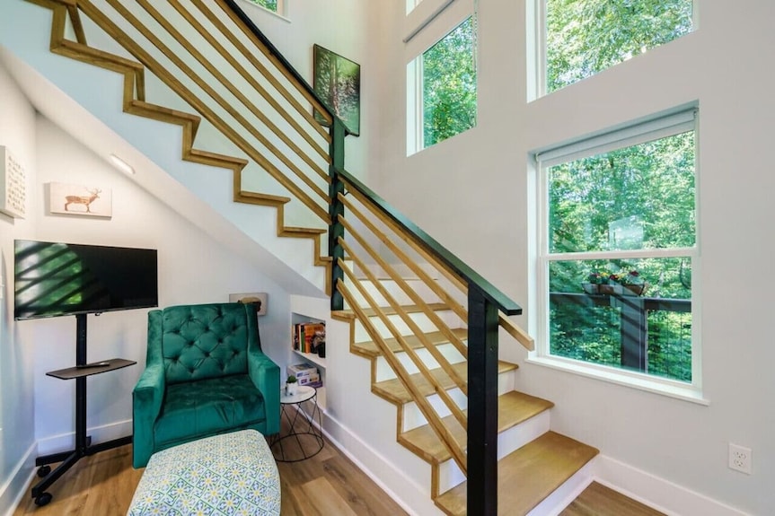 Dahlonega Tree Tops Tiny Home @Huddletiny Homes - Dahlonega, GA