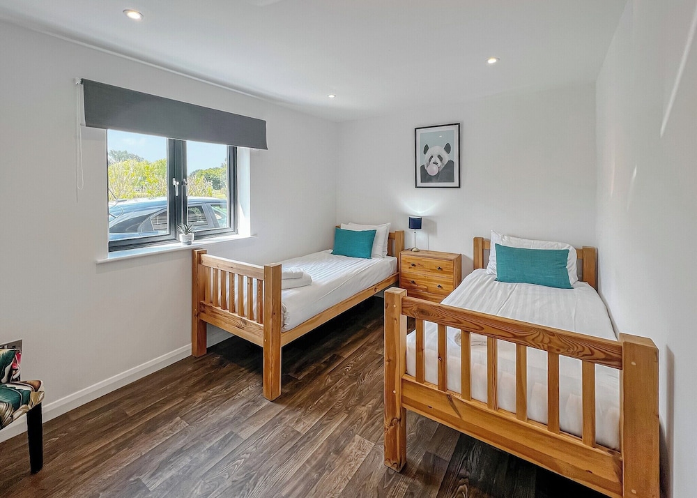 2 Bedroom Accommodation In Old Buckenham - Diss