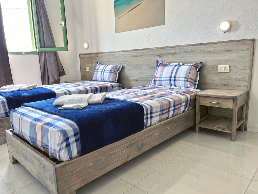 I11DR Bright near sea and in the center of the village of Santa Maria ...