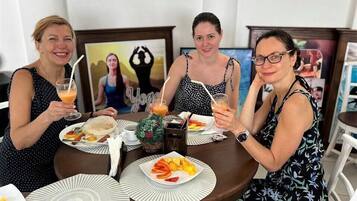 Pequeno-almoço inglês diário incluído