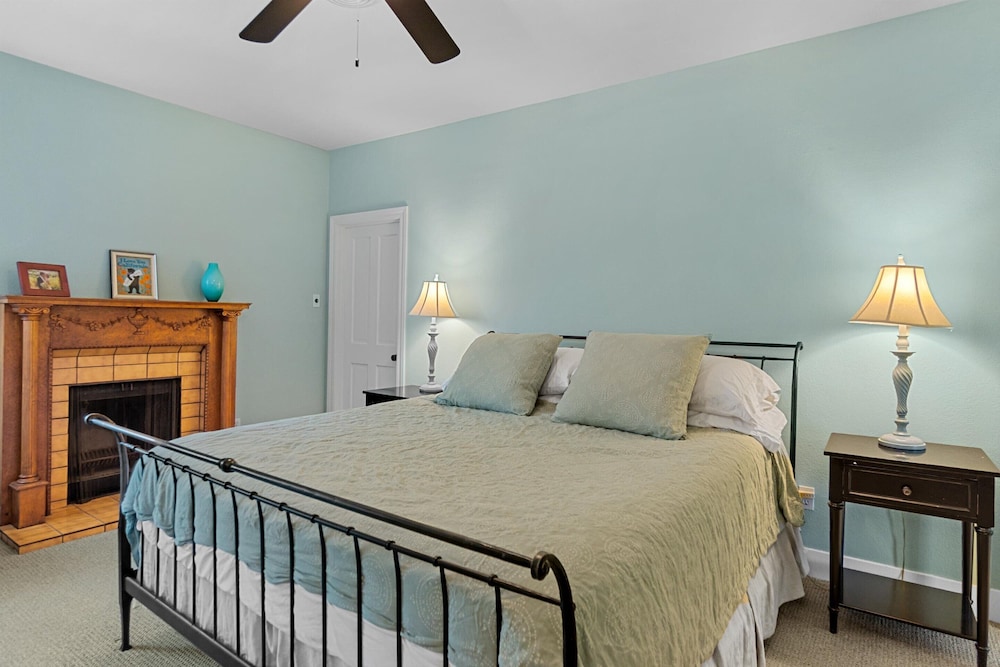 Healdsburg, Sleeps 10, Pool, Hot Tub, Gardens, Bbq, Vineyard Views - Occidental, CA