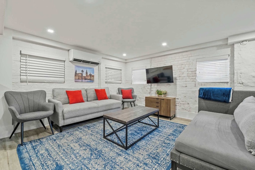 Dc Luxury: 5br, Modern, Rooftop Views, Prime Spot - Silver Spring