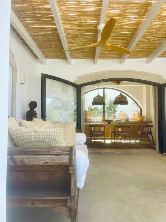 Casa Oliva Do Sul: Mediterranean Charm Near Quinta Do Lago, The Beach And Golf. - Faro