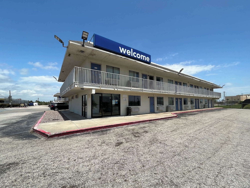 Studio 6 Galveston, Tx - Jamaica Beach, TX