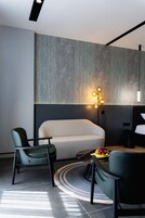 Quarto superluxo | Roupas de cama premium, frigobar, cofres nos quartos