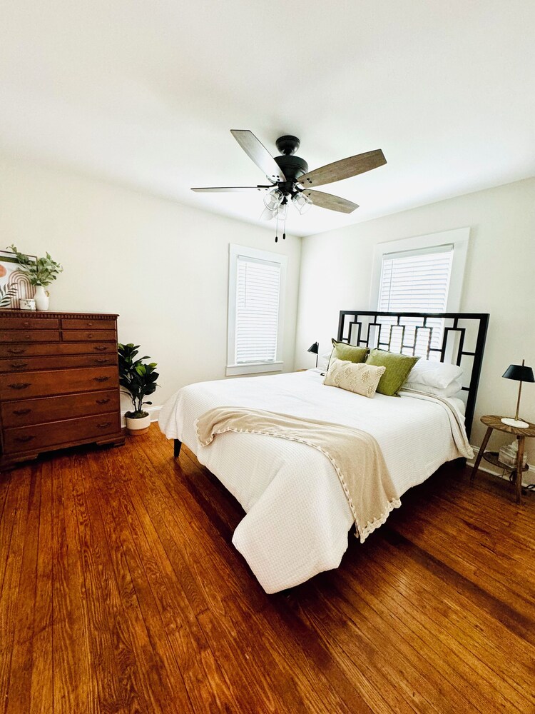 Casual Bungalow close to Choptank River, sleeps 5 - Cambridge | Vrbo