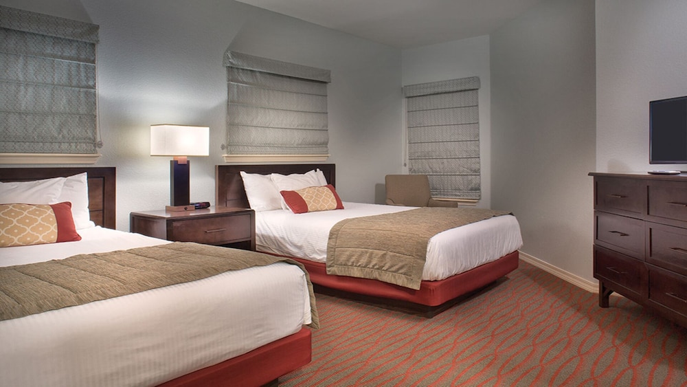 3bd Deluxe/branson - W/pools, Bbq, Game Room, Gym! -