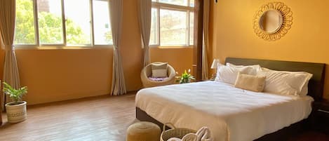 Suíte estúdio superluxo, 1 cama Queen, cozinha americana, no andar executivo | Roupas de cama de algodão egípcio, roupas de cama premium