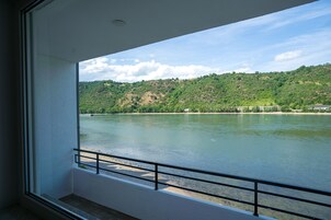 Quarto Duplo Superior | Quartos insonorizados, berços/camas para crianças, Wi-fi grátis 