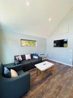 Smart TV 32 polegadas com canais a cabo