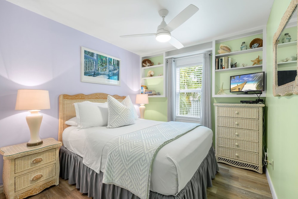 THE SWEET LIFE ~ Charming First Floor 2 BR/1 Ba Condo w/ Community Pool ...