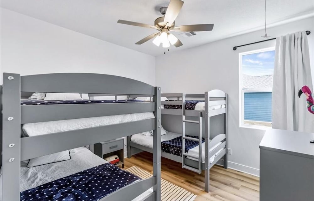 The Sandy Pelican Beach Home- Sleeps 8, Pet Friendly, Near beach, EV ...