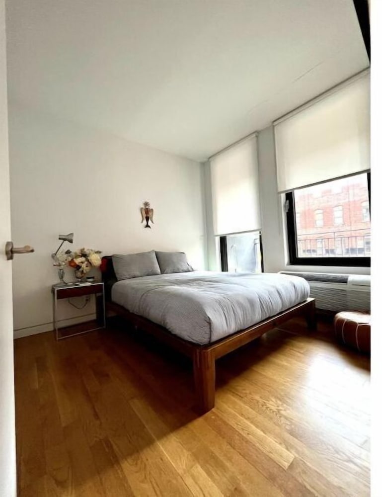 Designer 1bd Apartment On The Park - New York