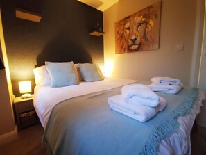 Apartamento, várias camas | 2 quartos, ferro/tábua de engomar, Wi-fi grátis 