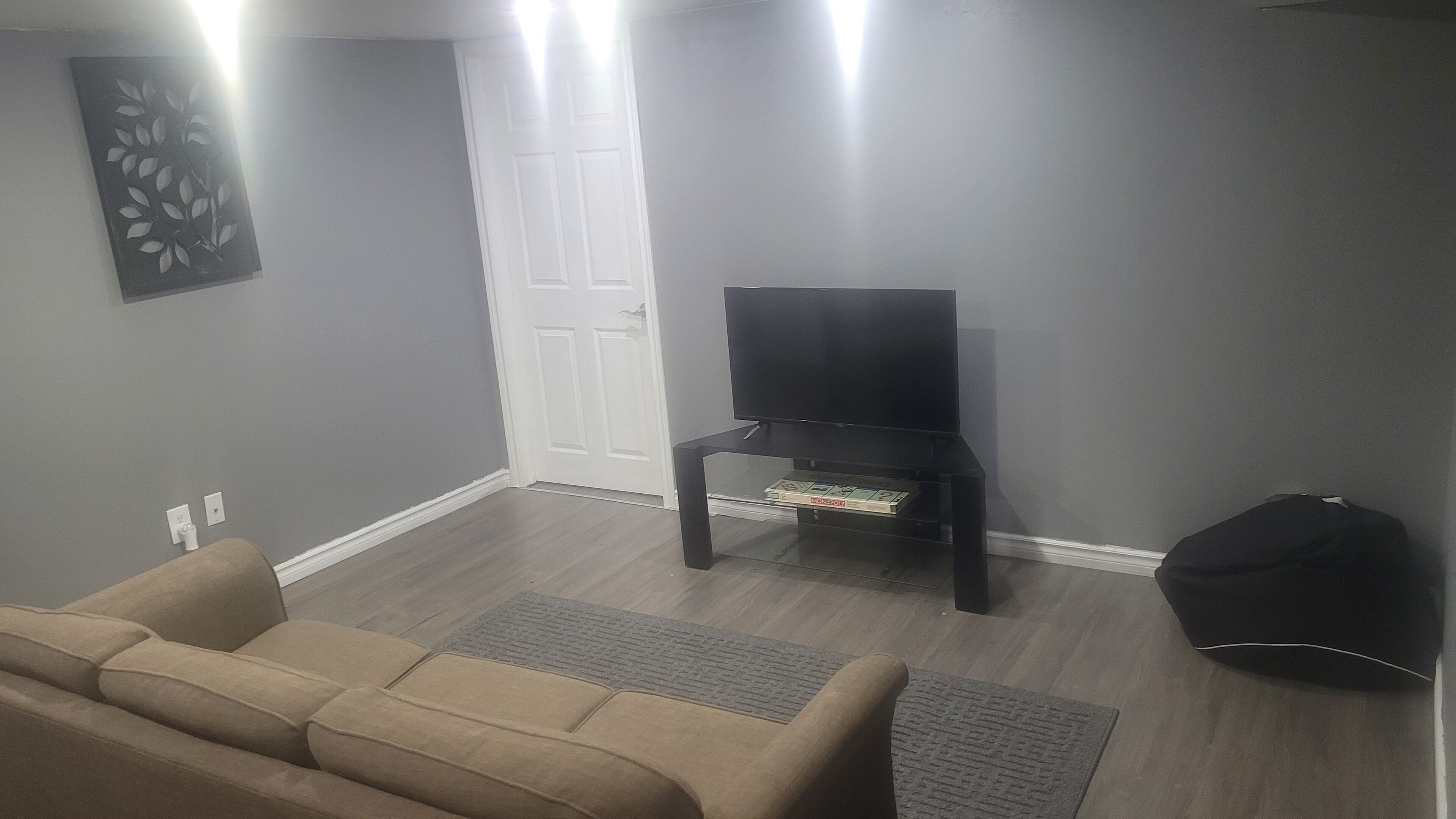 Beautiful Peaceful 3bed Apartment - St. Catharines