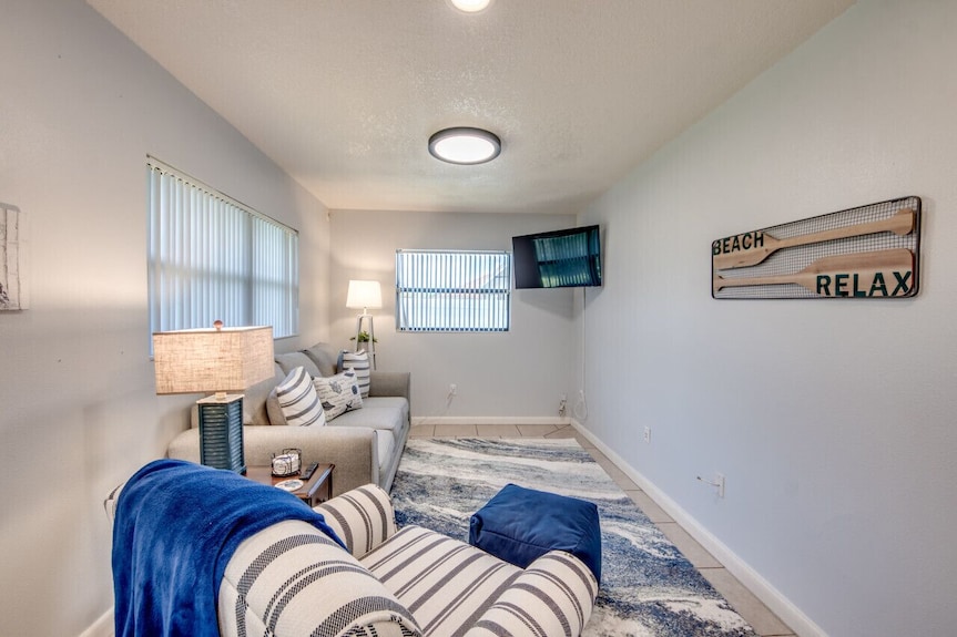 Sunshine Pool Cape Coral Home Centrally Located Great Outdoor Space - Floride