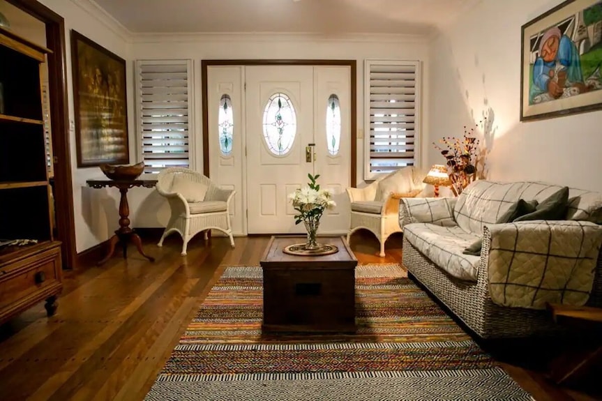 Luxury Pumicestone Cottage - Beach Charm - Za7 - Bribie Island