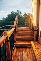 Cabana de Madeira Elite | Roupa de alta qualidade, edredões de penas 