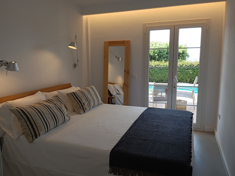 Bini Moxonia Villa De Lujo Con Vistas Al Mar, Piscina Y Espectacular Jardín - Menorca