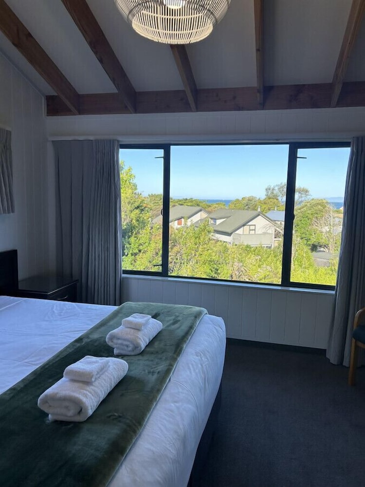 Superior Two Bedroom Sea View - Kaiteriteri