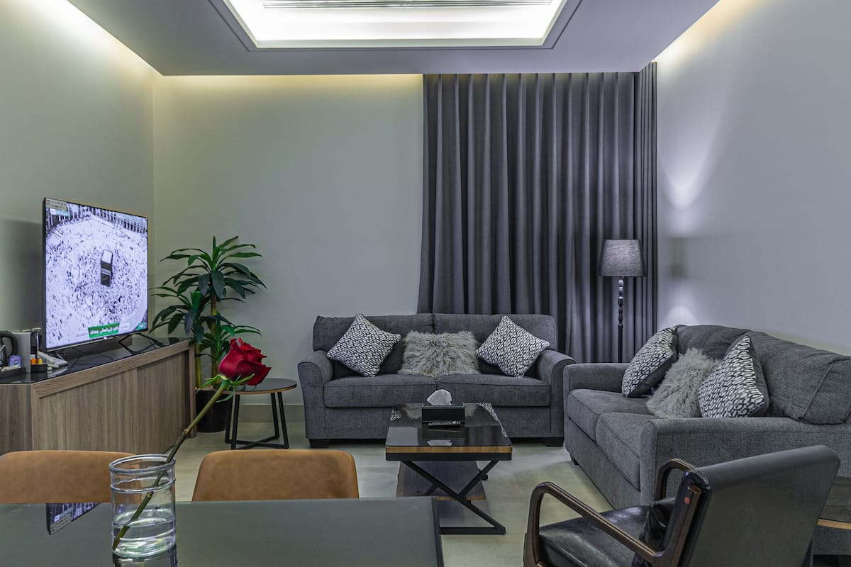 Two bedrooms | 1 quarto, secretária, quartos insonorizados, ferro/tábua de engomar