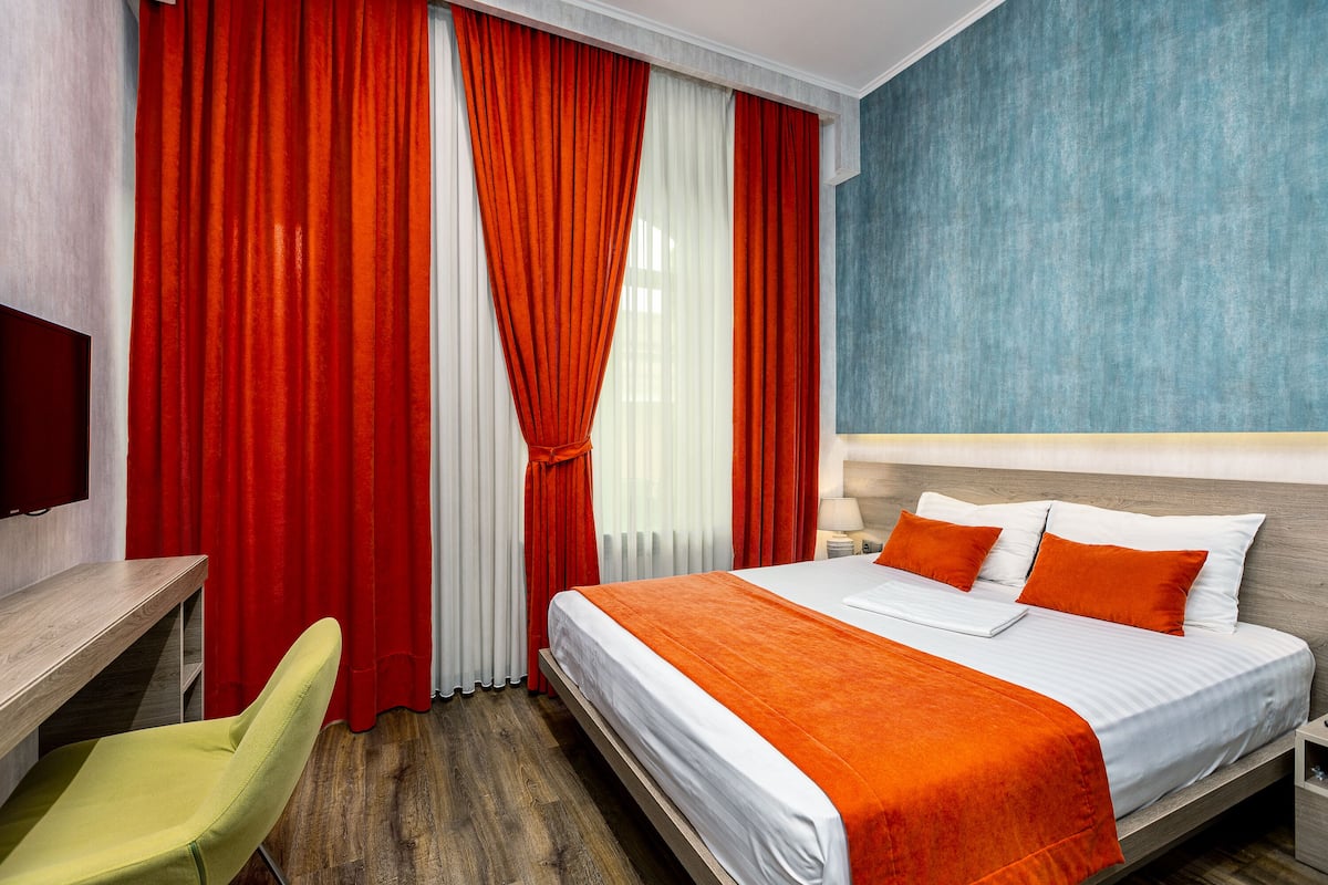1 quarto, escrivaninha, quartos à prova de som, Wi-Fi de cortesia
