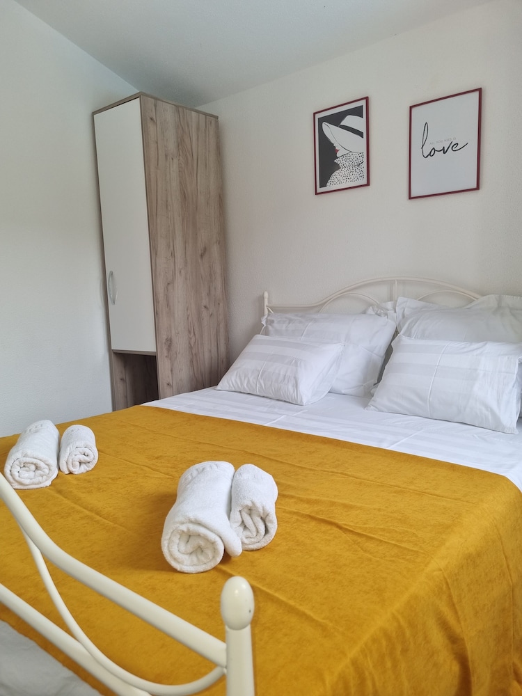 Party house - Rudine | Vrbo