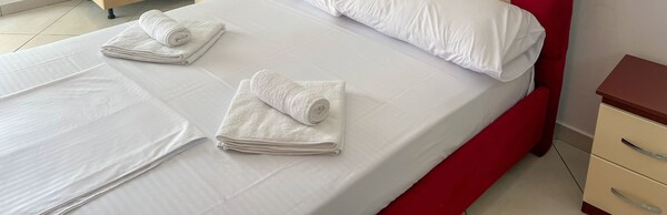 Islands View Hotel - Ksamil