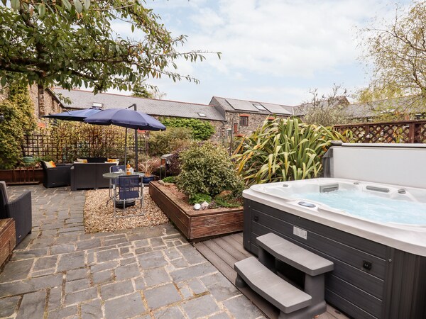 Foxglove Barn, Family Friendly, With Hot Tub In South Brent - Buckfastleigh