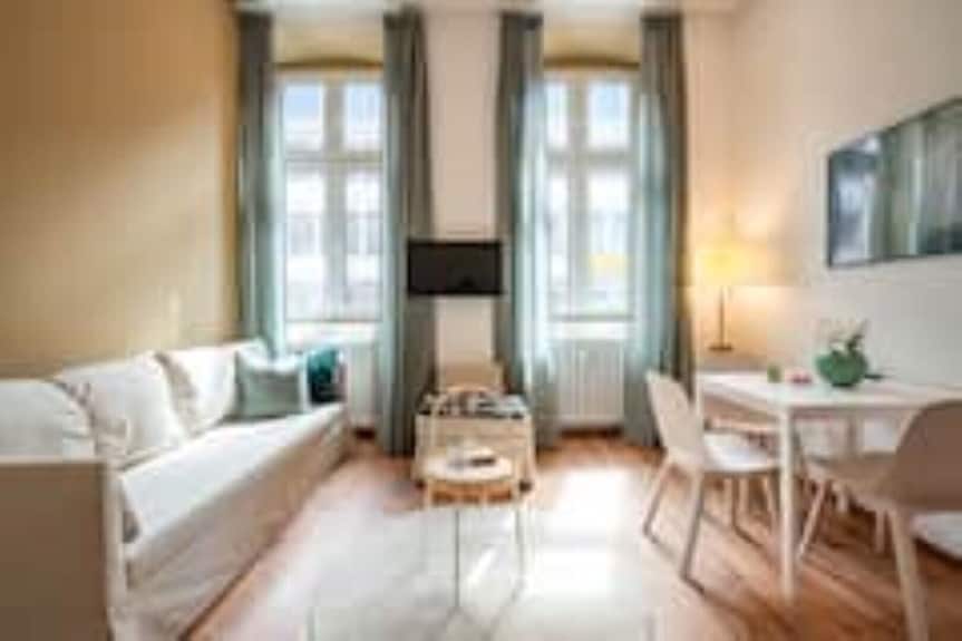 Zentrales 40-qm-city-apartment Für 4 Pers - Sarrebruck