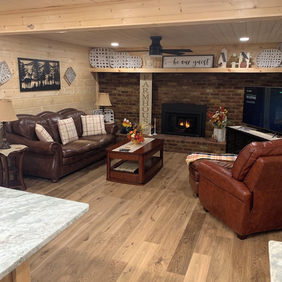 Treasured Moments Tiny Cabin Cottage In Town And Close To Everything... - Shenandoah National Park