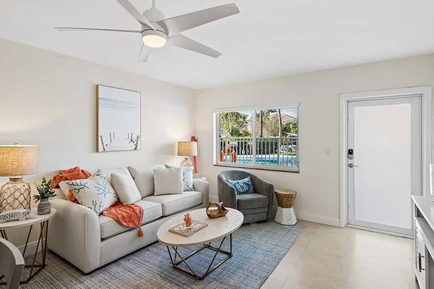 Bermuda Isles Villas #23 - Coral Springs, FL