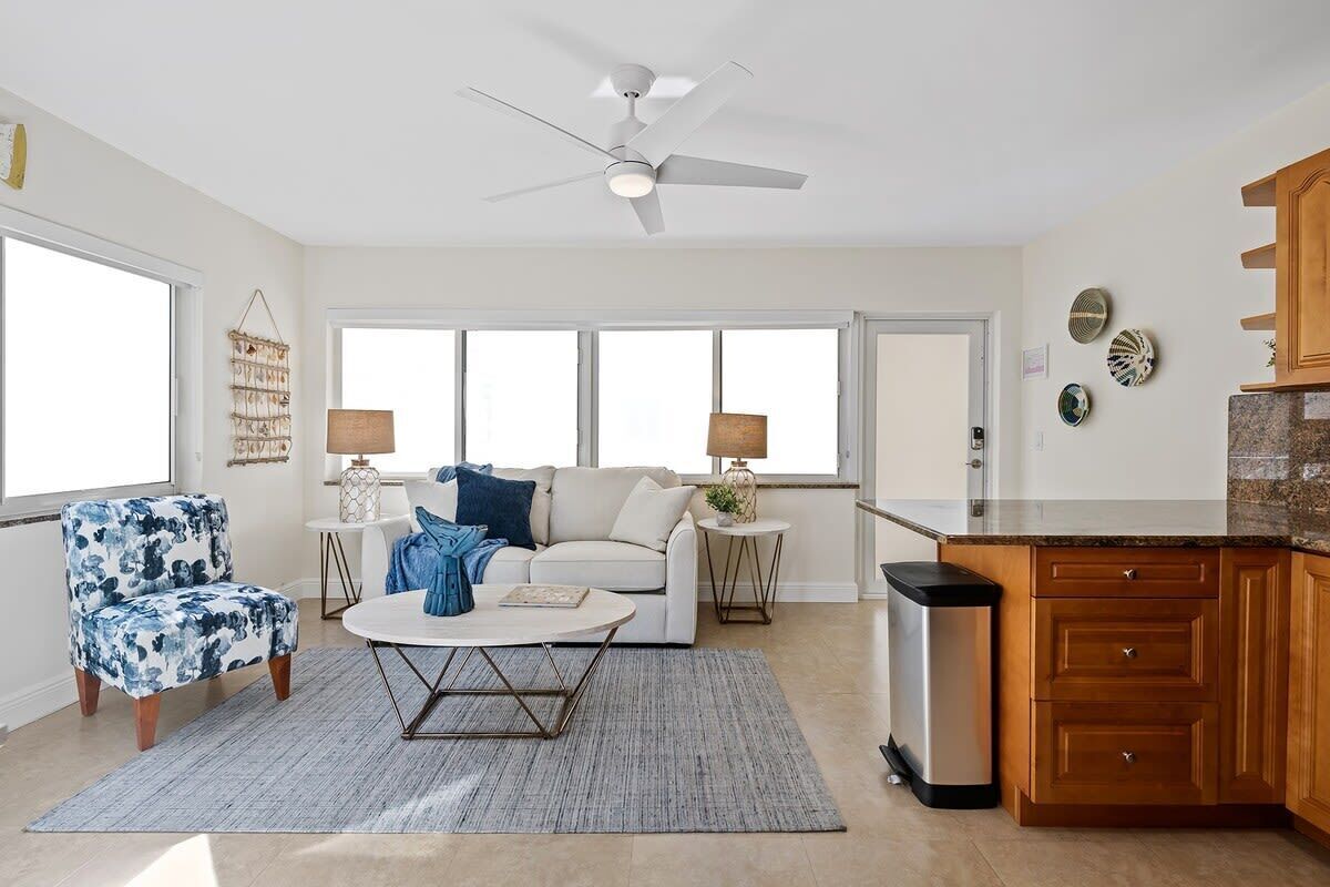 Bermuda Isles Villas #22 - Lauderdale-by-the-Sea, FL