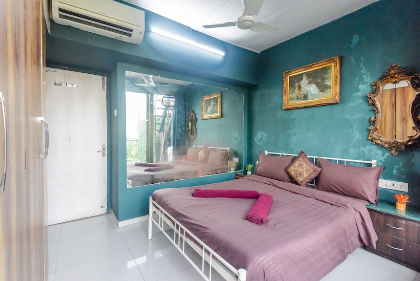 4 Star Lavish Villa - Mumbai