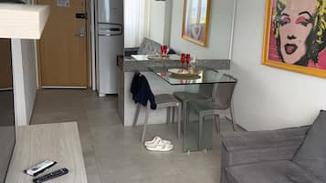Loft standard | 1 quarto, frigobar, espaço de trabalho para notebook