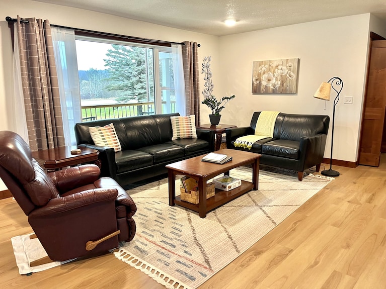 Kountry Home With Gorgeous Sunset Views - Minnesota