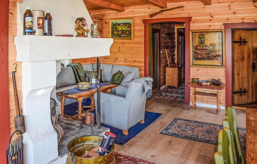 3 Bedroom Lake Front Home In Sperrebotn - Moss