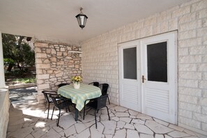 Apartamento | Refeições ao ar livre