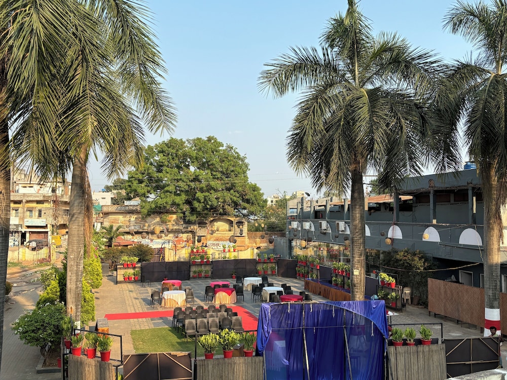 Hotel Akanksha - Jagdalpur