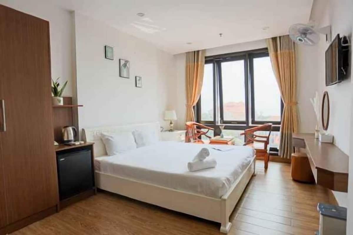 Roupas de cama premium, frigobar, individualmente mobiliados