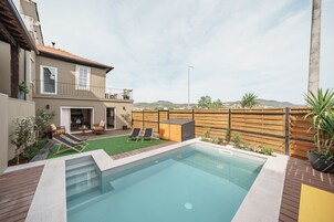 Piscina exterior sazonal 