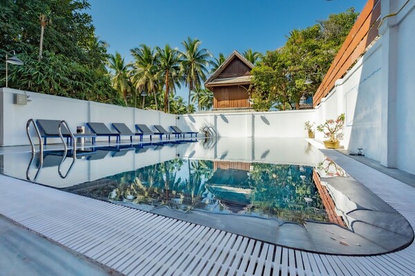 Luangprabang Centre Hotel - Luang Prabang