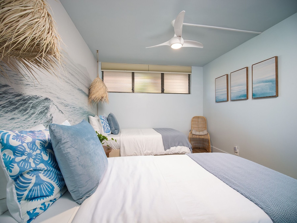 Gorgeous Remodel! Prime Location! Across From an Amazing Beach! MPS 204 ...