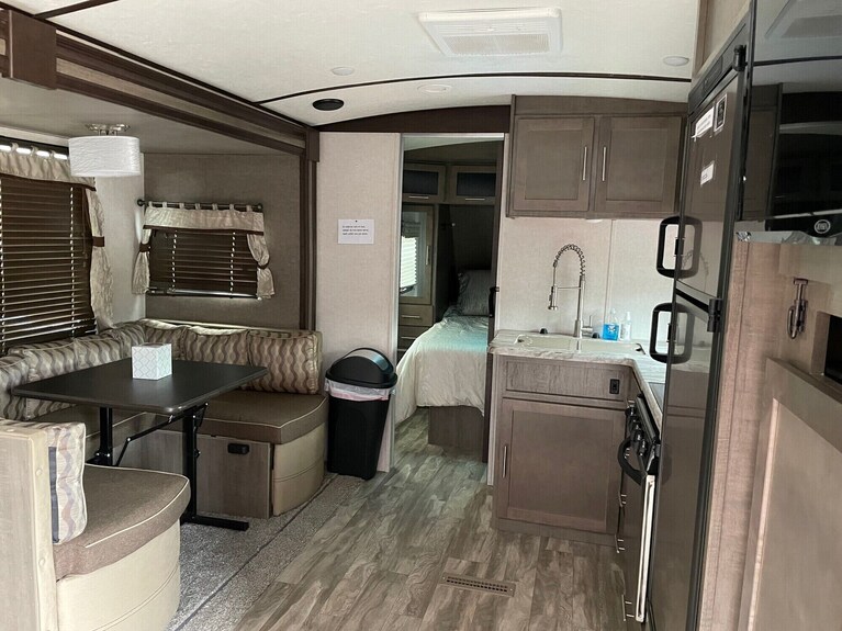 Bunkhouse Camper Fully Furnished - Colorado