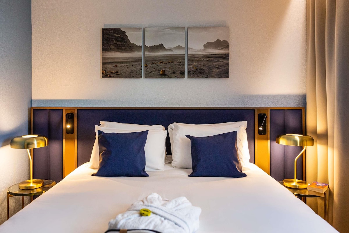 Quarto Privilege, Suite, 1 cama de casal e sofá-cama | Roupa de alta qualidade, camas de colchão Select Comfort