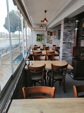 Praça de alimentação