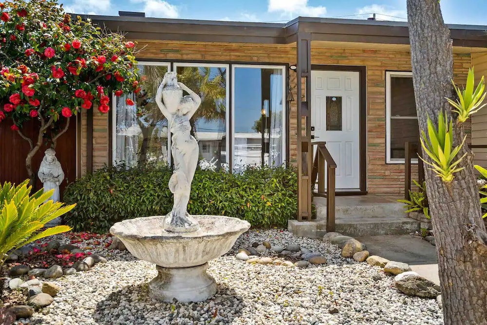 Mid Century Garden View Home Parking - San Mateo, CA