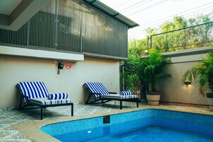 Piscina exterior