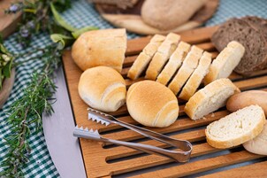 Café da manhã com buffet grátis todos os dias